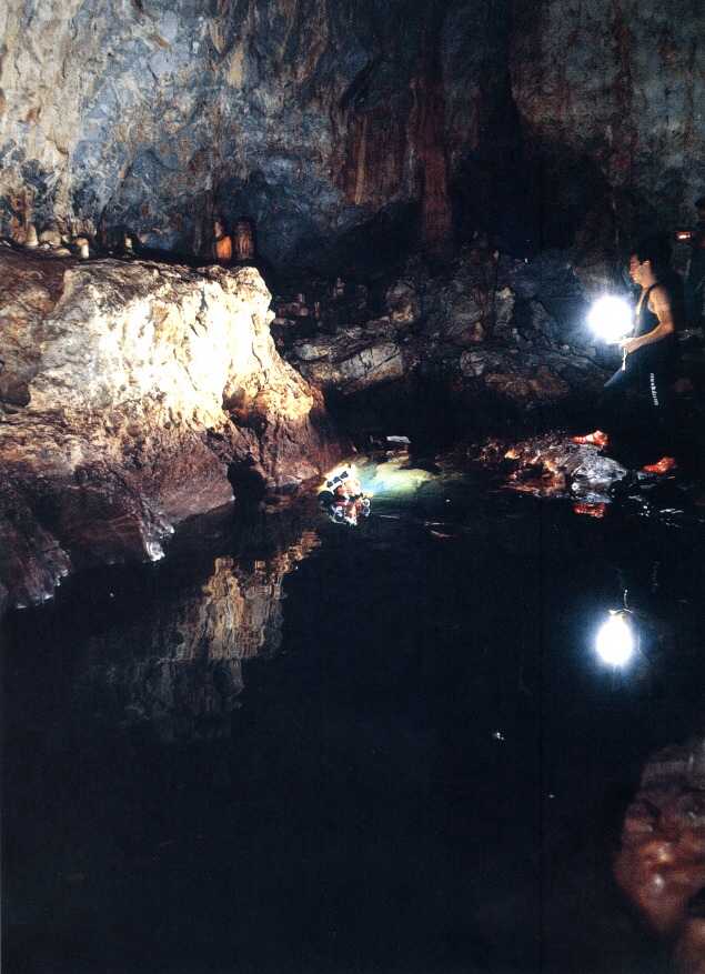 GROTTE MARINE E IL FONDALE DI